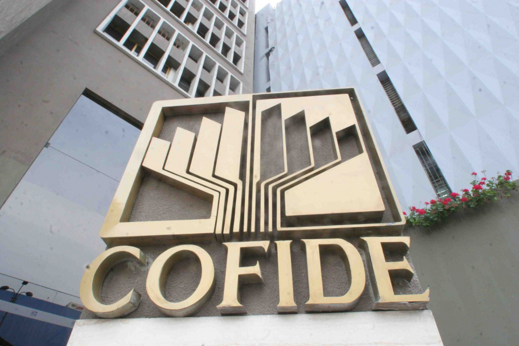 Cofide lanza primer Bono Azul por hasta S/ 100 millones - Contadores y ...